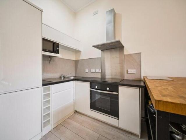 2 bedroom apartment for sale in Caledonian Place, Edinburgh, EH11