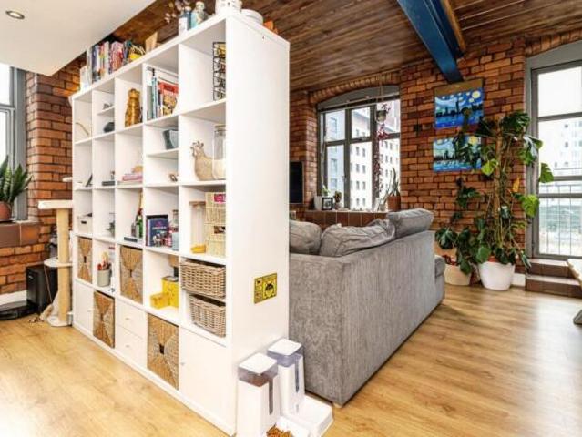 2 bedroom apartment for sale in Cambridge Street, Manchester, M1