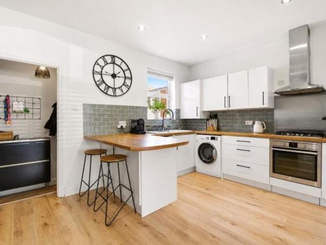 2 bedroom apartment for sale in Camp Road, St. Albans, Hertfordshire, AL1