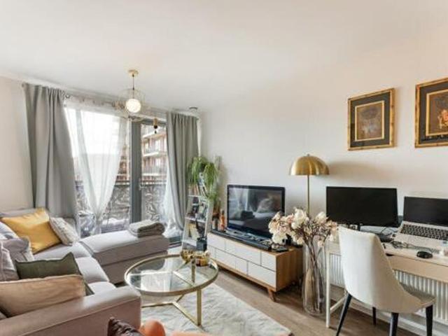 2 Bedroom Apartment For Sale In Canning Town