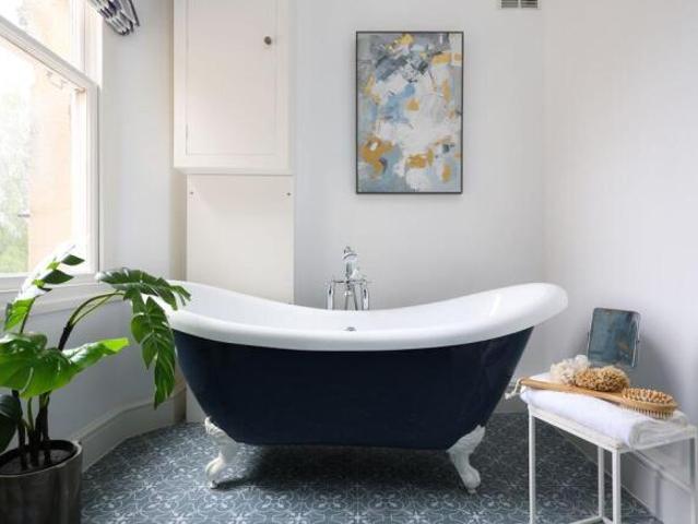 2 bedroom apartment for sale in Canynge Road | Clifton, BS8