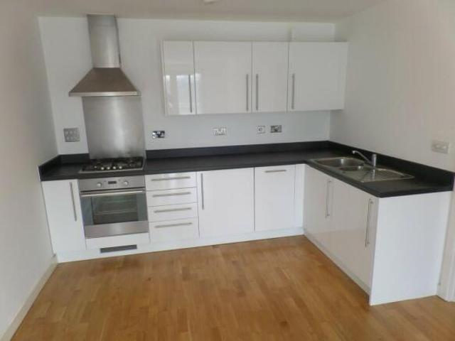 2 bedroom apartment for sale in Castle Quay, Castle Lane, Bedford, MK40