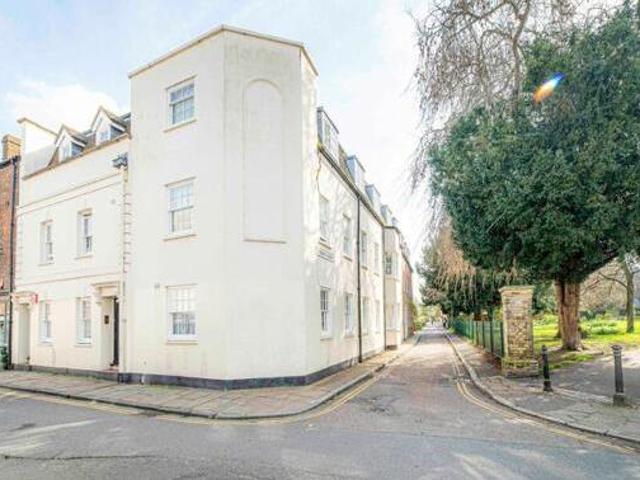 2 Bedroom Apartment For Sale In Castle Street, Canterbury