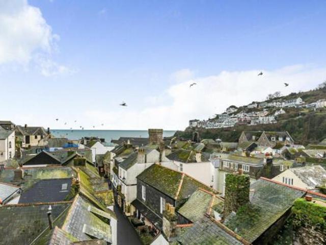 2 Bedroom Apartment For Sale In Castle Street, East Looe