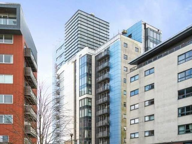 2 bedroom apartment for sale in Castlebank Drive Flat 10 4 Glasgow Harbour Glasgow G11 6AD G11