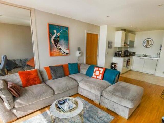 2 Bedroom Apartment For Sale In Castlefield, Manchester