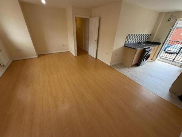 2 bedroom apartment for sale in Cape Hill, Smethwick, B66 4SJ, B66
