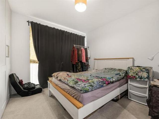 2 bedroom apartment for sale in Carraway Street, Reading RG1