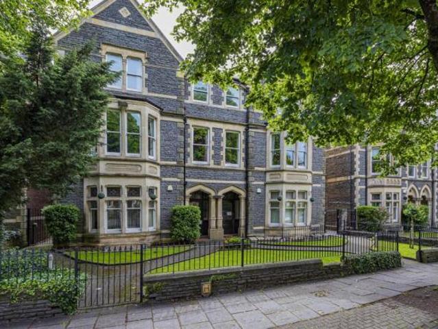 2 bedroom apartment for sale in Cathedral Road, Pontcanna, Cardiff, CF11