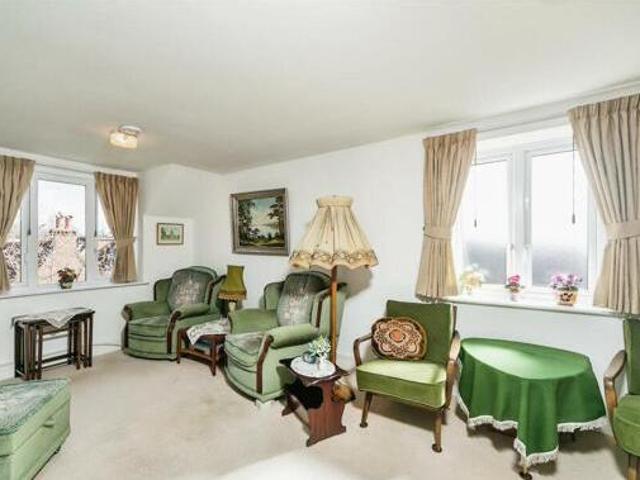 2 Bedroom Apartment For Sale In Caversham