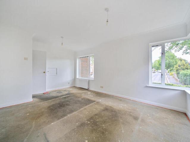 2 bedroom apartment for sale in Cedar Road, Sutton, SM2