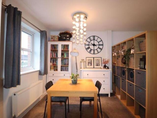 2 bedroom apartment for sale in Chapelside Close, Warrington, WA5