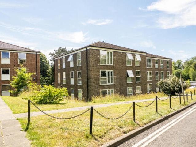 2 bedroom apartment for sale in Cheney Lane, Headington, Oxford, OX3