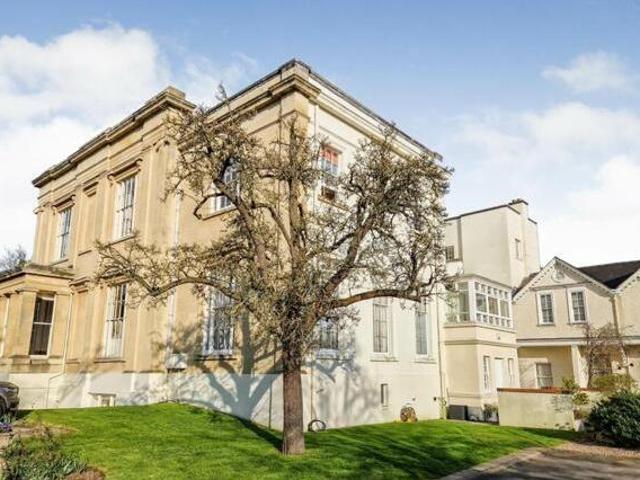 2 Bedroom Apartment For Sale In Cheltenham
