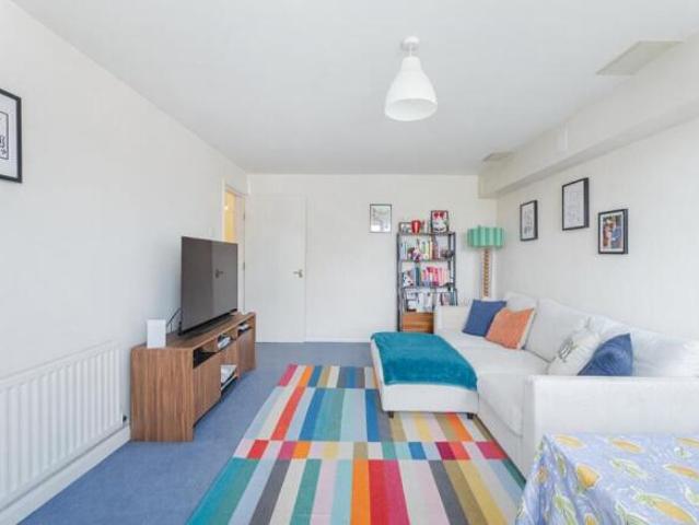 2 bedroom apartment for sale in Cheltenham Court, Dexter Close, St Albans, Herts, AL1