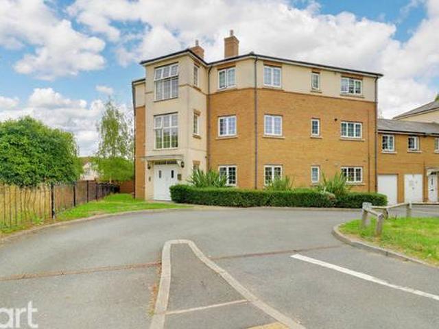2 bedroom apartment for sale in Chelmer Road Chelmsford CM2