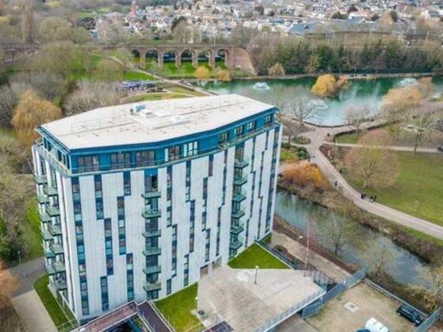 2 Bedroom Apartment For Sale In Chelmsford