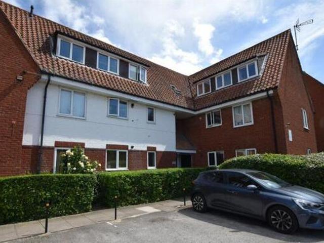2 Bedroom Apartment For Sale In Chelmsford, Essex