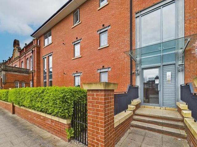 2 Bedroom Apartment For Sale In Chester