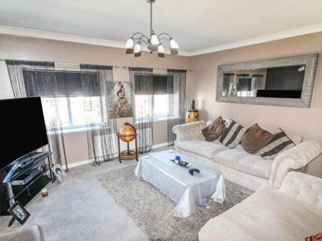 2 Bedroom Apartment For Sale In Chesterfield
