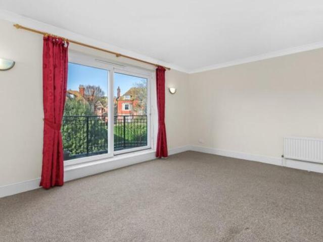 2 bedroom apartment for sale in Chesterfield Road, Meads Village, BN20