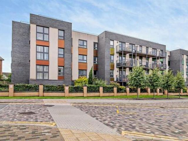2 Bedroom Apartment For Sale In Cheswick Village, Bristol