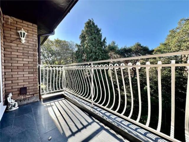 2 bedroom apartment for sale in Chine Crescent Road, Bournemouth, Dorset, BH2
