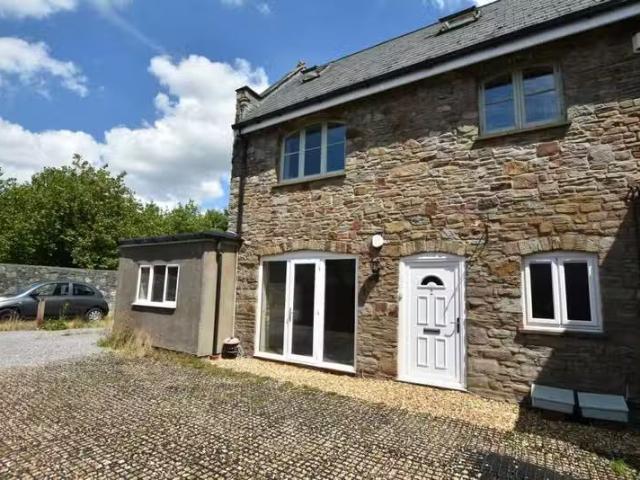 2 bedroom apartment for sale in Christ Church Close, Nailsea.