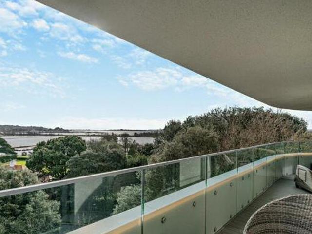 2 Bedroom Apartment For Sale In Churchfield Road, Poole