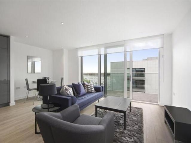 2 bedroom apartment for sale in City View Apartments, Devan Grove, N4