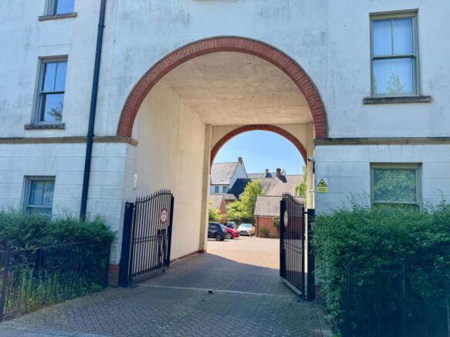 2 bedroom apartment for sale in Clickers Drive, Upton, NN5