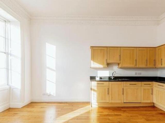2 Bedroom Apartment For Sale In Clifton