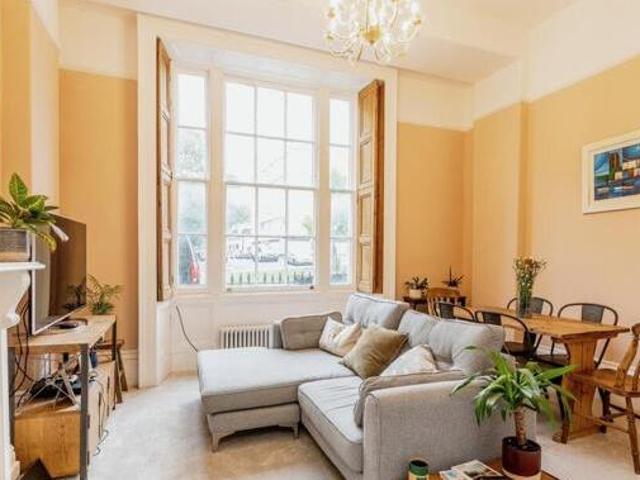 2 Bedroom Apartment For Sale In Clifton