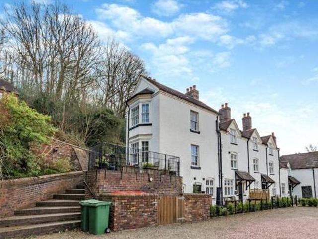 2 Bedroom Apartment For Sale In Coalbrookdale, Telford