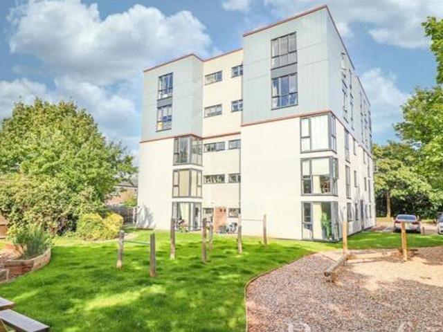 2 Bedroom Apartment For Sale In Colchester