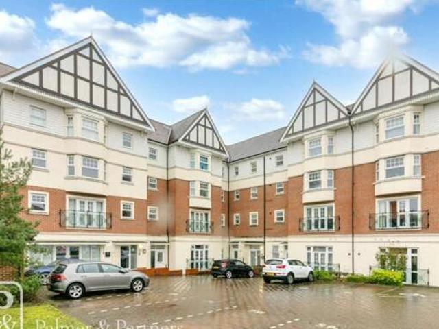 2 Bedroom Apartment For Sale In Colchester, Essex