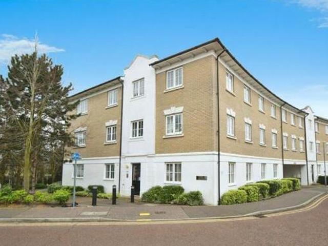 2 Bedroom Apartment For Sale In Colchester, Essex