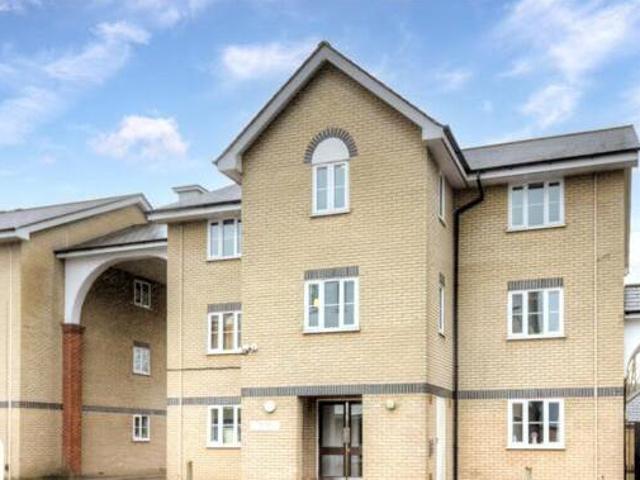 2 Bedroom Apartment For Sale In Colchester, Essex