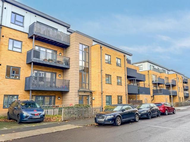 2 bedroom apartment for sale in Cole House, Kenway, Southend on Sea, Essex, SS2