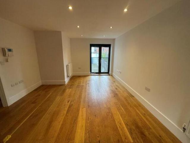 2 bedroom apartment for sale in Colwyn Road, Northampton, NN1