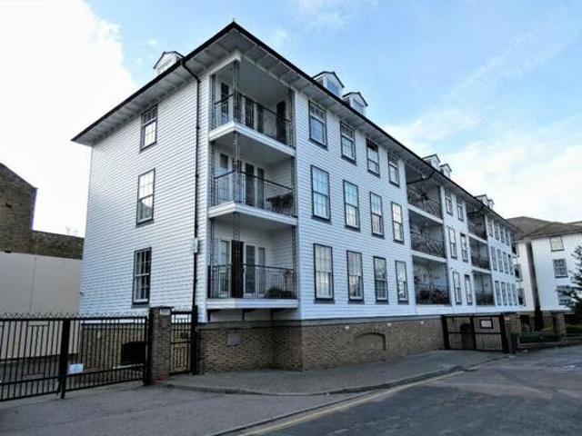 2 Bedroom Apartment For Sale In Commercial Place