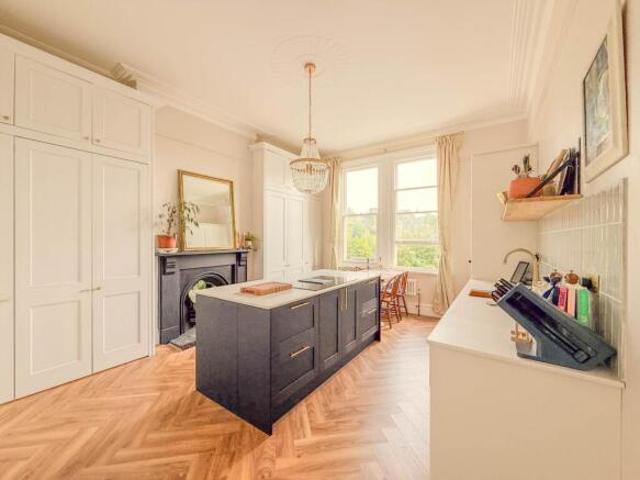 2 bedroom apartment for sale in Combe Park, Bath, BA1