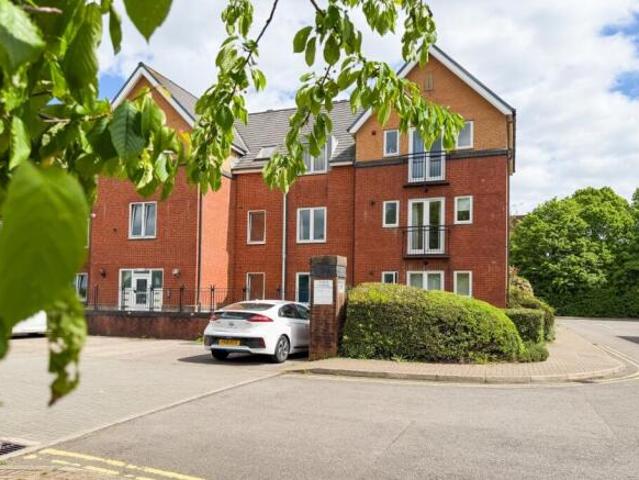 2 bedroom apartment for sale in Corvette Court, Cardiff Bay, CF10