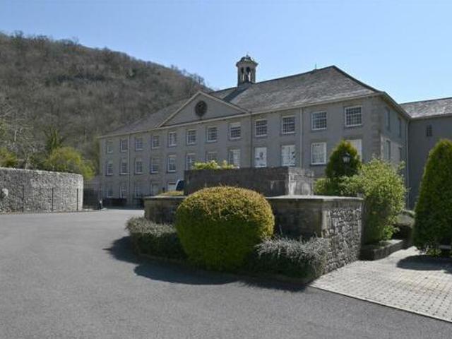 2 Bedroom Apartment For Sale In Cressbrook