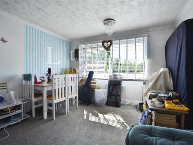 2 bedroom apartment for sale in Crocus Way, Chelmsford, Essex, CM1
