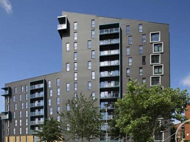2 Bedroom Apartment For Sale In Cross Green Lane