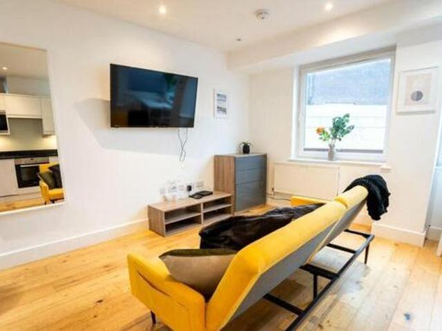 2 Bedroom Apartment For Sale In Croydon