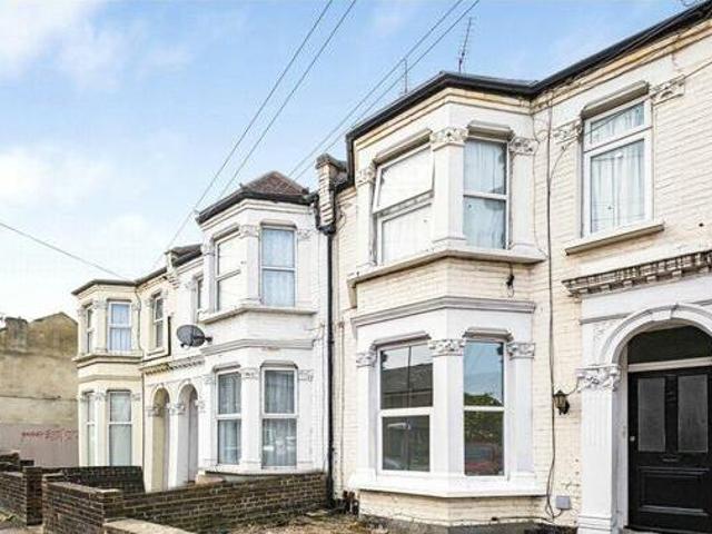 2 Bedroom Apartment For Sale In Croydon