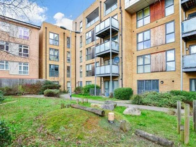 2 Bedroom Apartment For Sale In Croydon