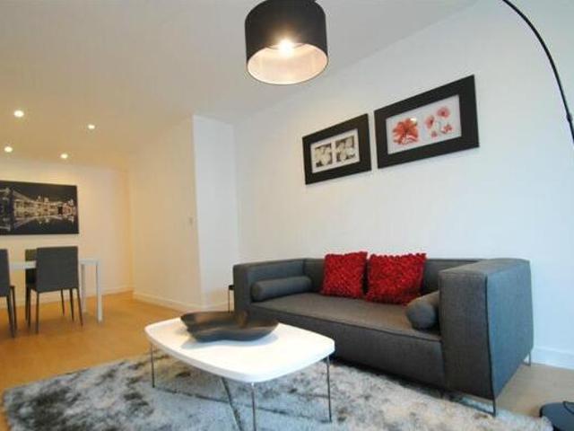 2 Bedroom Apartment For Sale In Croydon, Surrey